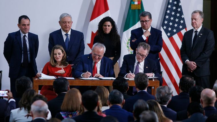 Firma el nuevo acuerdo comercial entre Estados Unidos, México y Canadá ...